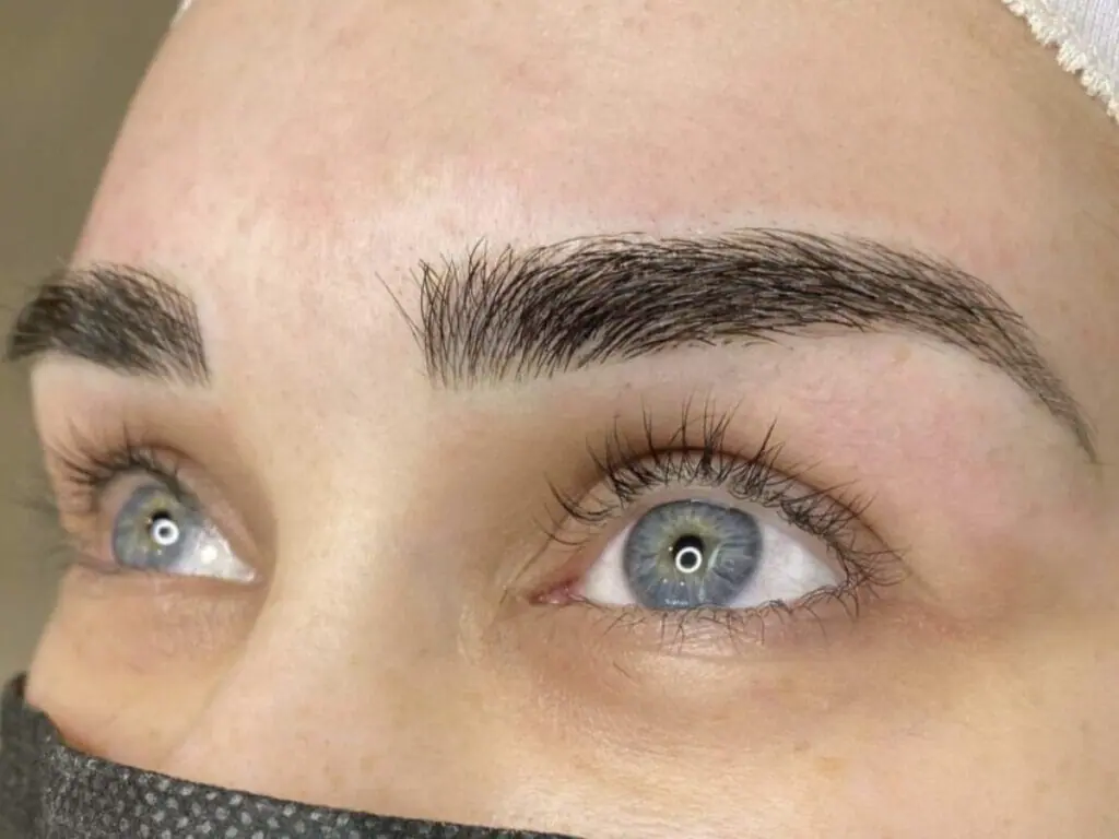 Brow Lamination What It Is How It Works Benefits DAELA
